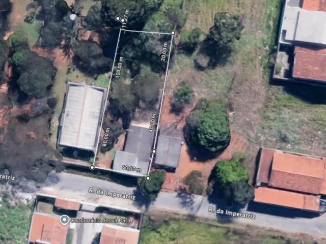 Casa em Lote de 750m2
