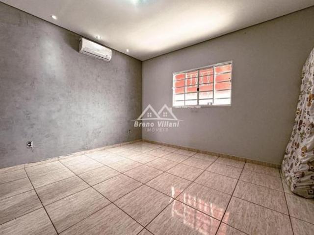 Casa em lote inteiro, 3 qts, suíte, espaço gourmet e churrasqueira