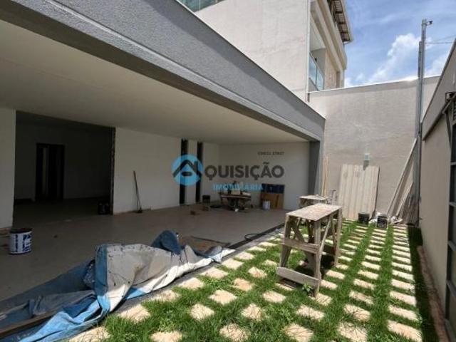 Casa em Lote Inteiro bairro monte verde Betim