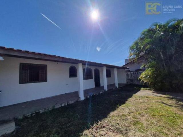 Casa em lote inteiro no Ribamar em Peruíbe/SP