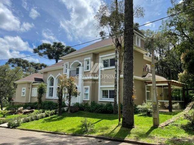 CASA EM LOTEAMENTO FECHADO DE CANELA