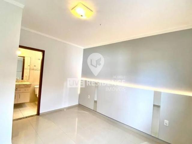 Casa em Loteamento Residencial Central Park I, Itatiba/SP de 165m² 3 quartos à venda por R$ 689.000
