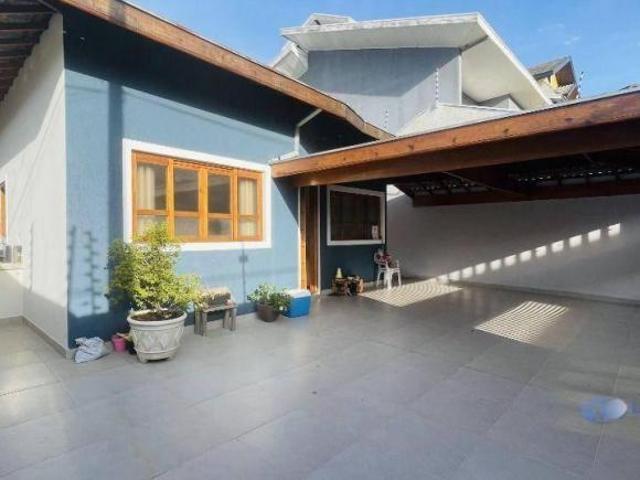 Casa em Loteamento Villa Branca, Jacareí/SP de 160m² 3 quartos à venda por R$ 800.000,00