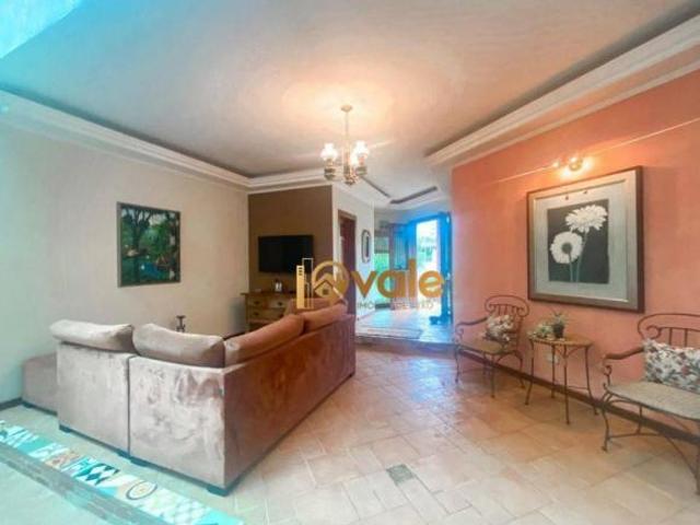 Casa em Loteamento Villa Branca, Jacareí/SP de 210m² 3 quartos à venda por R$ 1.950.000,00
