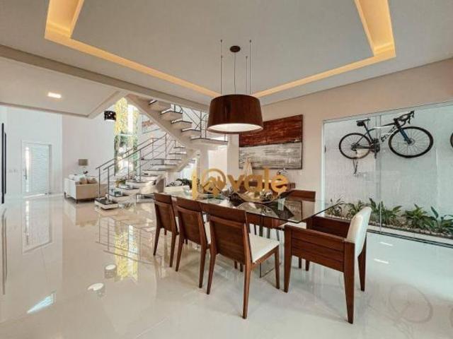 Casa em Loteamento Villa Branca, Jacareí/SP de 280m² 3 quartos à venda por R$ 2.200.000,00