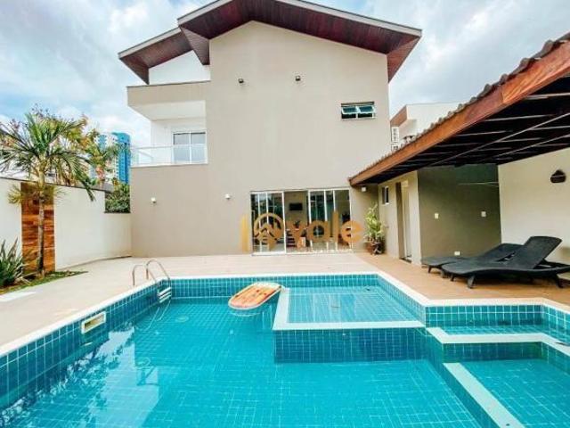 Casa em Loteamento Villa Branca, Jacareí/SP de 320m² 4 quartos à venda por R$ 2.350.000,00