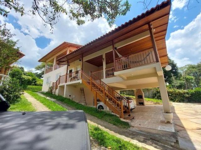 Casa em Paisagem Renoir, Cotia/SP de 400m² 3 quartos à venda por R$ 1.550.000,00 ou para locação R$