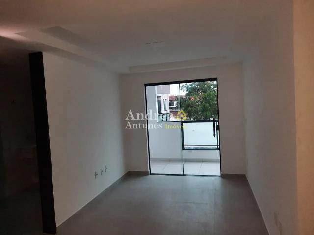 Casa em Palmeiras, Cabo Frio/RJ de 65m² 2 quartos à venda por R$ 409.000,00