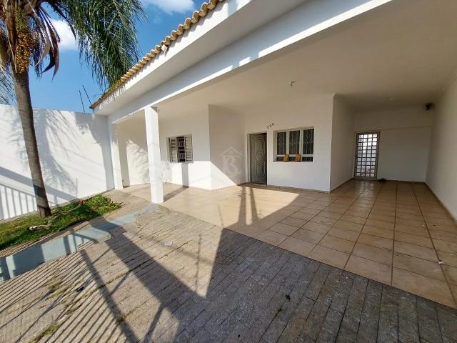 Casa em Palmital, Marília/SP de 0m² 3 quartos para locação R$ 3.800,00/mes