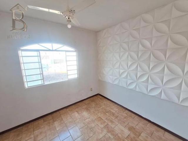 Casa em Palmital, Marília/SP de 160m² 2 quartos à venda por R$ 230.000,00