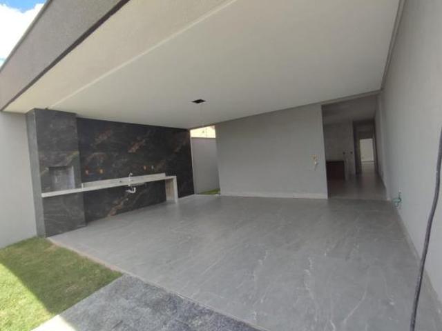 Casa em Papillon Park, Aparecida de Goiânia/GO de 190m² 3 quartos à venda por R$ 549.990,00