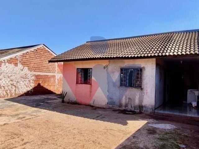 Casa em Parque Tarumã, Maringá/PR de 50m² 2 quartos à venda por R$ 300.000,00