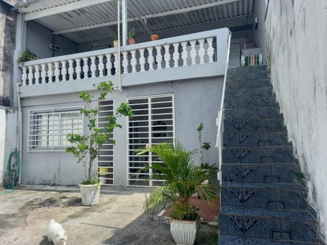 Casa em Parque Alto do Rio Bonito, São Paulo/SP de 100m² 4 quartos à venda por R$ 549.900,00