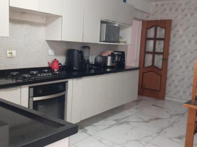 Casa em Parque Alto do Rio Bonito, São Paulo/SP de 200m² 4 quartos à venda por R$ 850.000,00