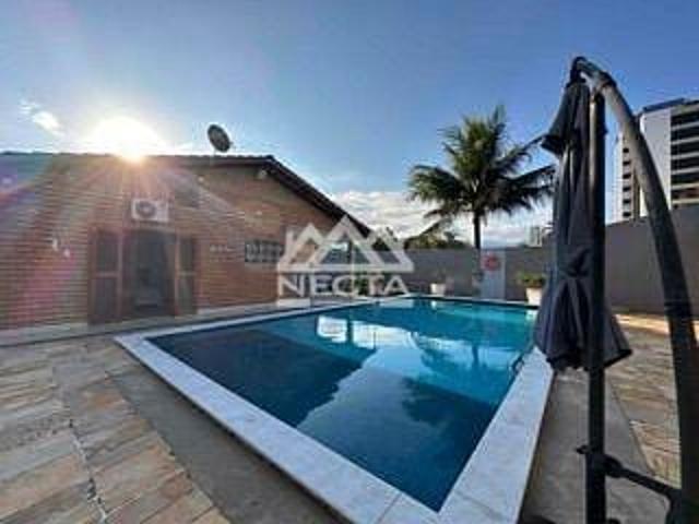 Casa em Parque Balneário Poiares, Caraguatatuba/SP de 315m² 5 quartos à venda por R$ 1.749.000,00