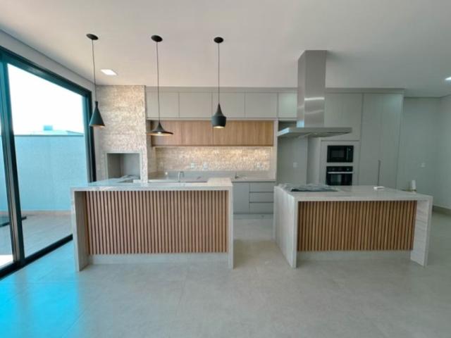 Casa em Parque Brasil 500, Paulínia/SP de 212m² 3 quartos à venda por R$ 1.989.900,00