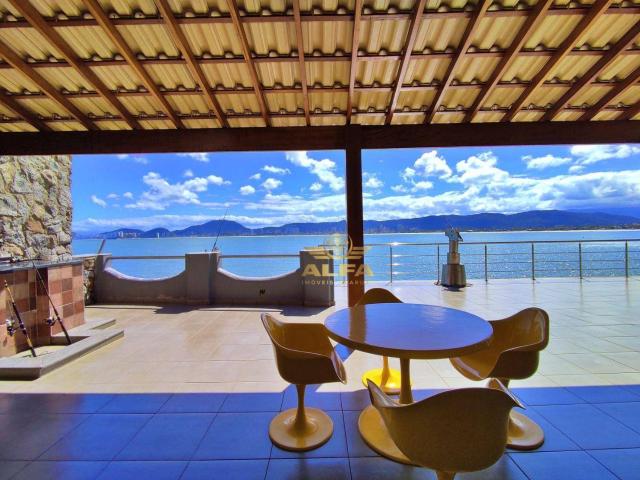 Casa em Parque Enseada, Guarujá/SP de 321m² 3 quartos à venda por R$ 5.999.000,00