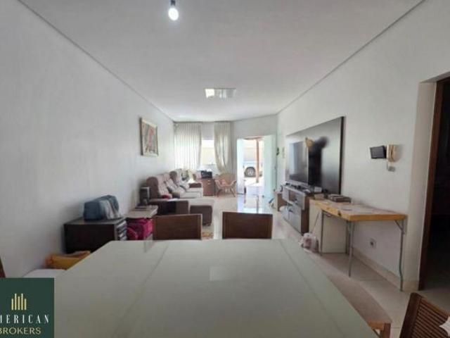Casa em Parque Industrial de Goiânia, Goiânia/GO de 108m² 3 quartos à venda por R$ 679.000,00