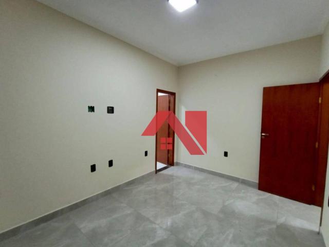 Casa em Parque Industrial João Batista Caruso, Mogi Guaçu/SP de 80m² 2 quartos à venda por R$ 470.000,00 ou para locação R$ 2.700,00/mes