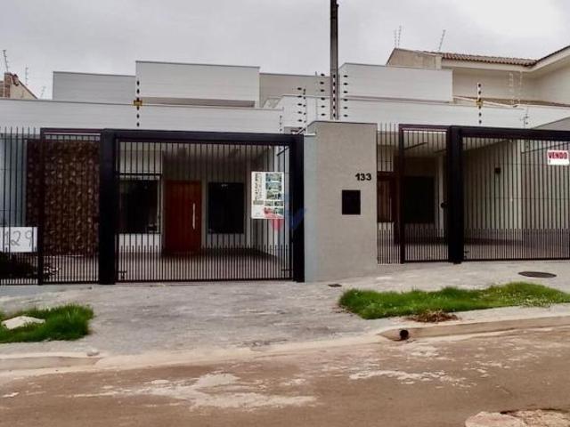 Casa em Parque Lagoa Dourada, Maringá/PR de 105m² 3 quartos à venda por R$ 750.000,00