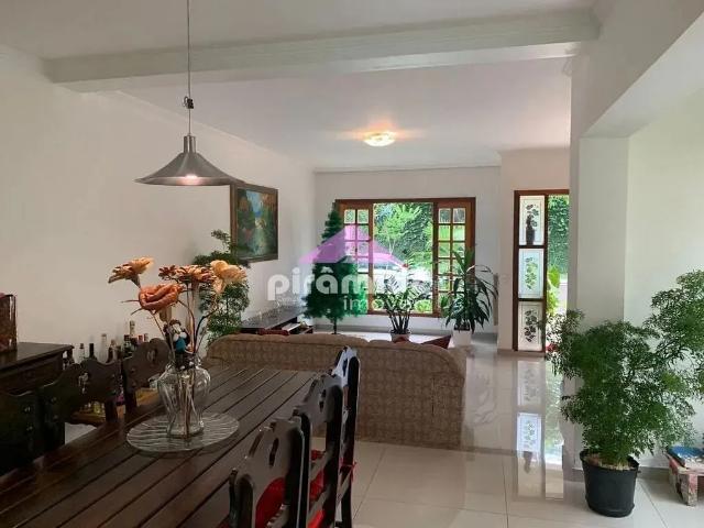 Casa em Parque Residencial Aquarius, São José dos Campos/SP de 300m² 5 quartos à venda por R$ 2.689.900,00