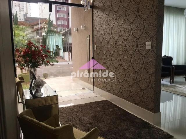 Casa em Parque Residencial Aquarius, São José dos Campos/SP de 400m² 4 quartos à venda por R$ 4.949.000,00