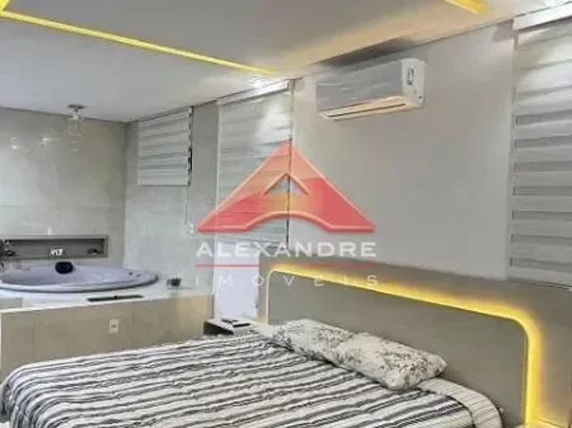 Casa em Parque Residencial Flamboyant, São José dos Campos/SP de 219m² 3 quartos à venda por R$ 689.000,00