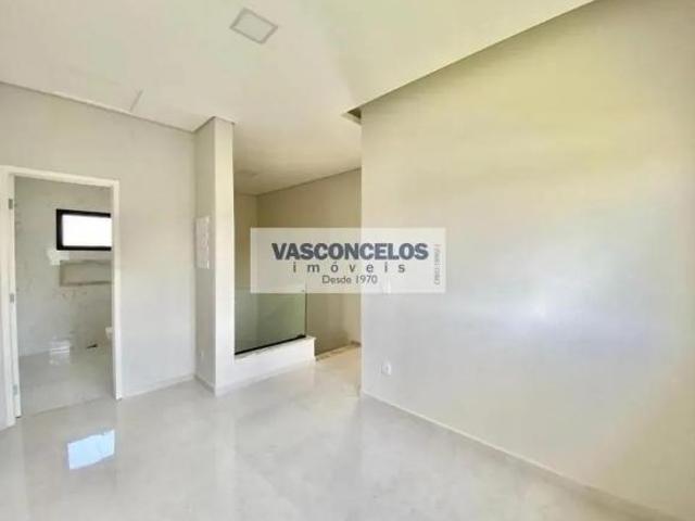 Casa em Parque Residencial Maria Elmira, Caçapava/SP de 180m² 3 quartos à venda por R$ 990.000,00