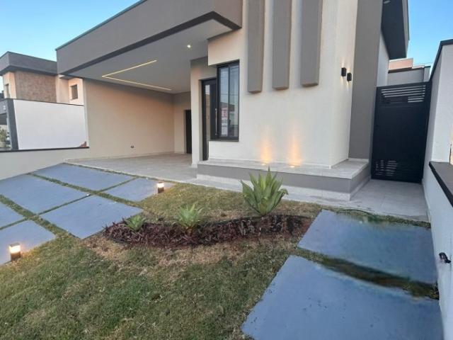 Casa em Parque Residencial Maria Elmira, Caçapava/SP de 250m² 3 quartos à venda por R$ 849.000,00