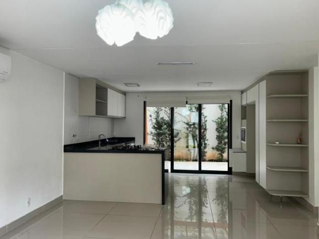 Casa em Parque Rincão, Cotia/SP de 174m² 3 quartos à venda por R$ 1.250.000,00 ou para locação R$ 5