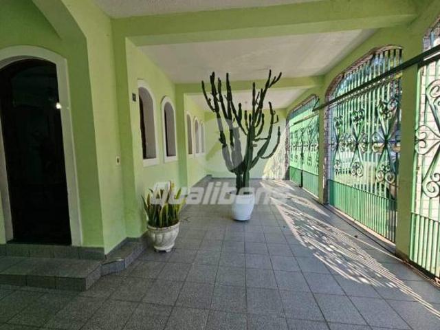 Casa em Parque São Vicente