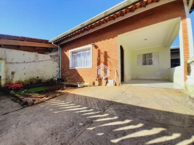 Casa em Parque Senhor do Bonfim, Taubaté/SP de 230m² 4 quartos à venda por R$ 688.900,00
