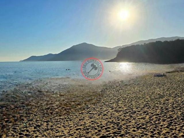 CASA EM PAÚBA 150METROS DA PRAIA 4 SUITES 1 QUARTO 1 MESANINO SALA DE ESTAR COZINHA E SALA DE JANTAR