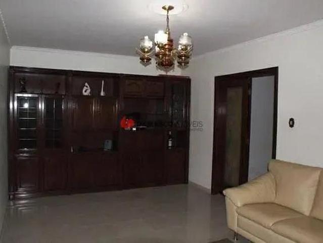 Casa em Paulicéia