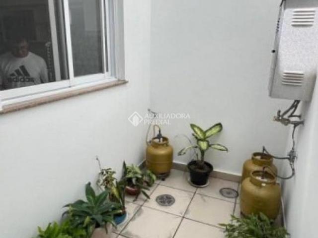 Casa em pelotas 140m² 3 dormitórios 1 suíte vaga de Garagem em pelotas