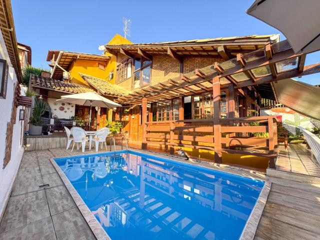 Casa em Pendotiba, Niterói/RJ de 250m² 4 quartos à venda por R$ 1.199.000,00