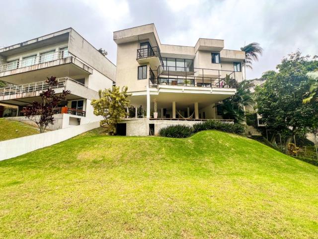 Casa em Pendotiba, Niterói/RJ de 300m² 5 quartos à venda por R$ 2.994.000,00