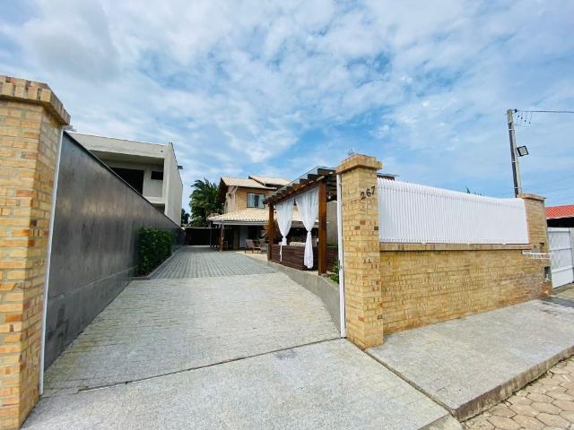 Casa em, Penha/SC de 256m² 4 quartos à venda por R$ 2.199.900,00