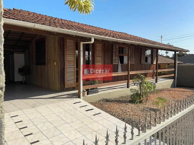 Casa em, Penha/SC de 312m² 3 quartos à venda por R$ 589.900,00