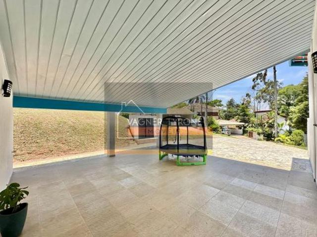 Casa em Petit Village, Cotia/SP de 243m² 4 quartos à venda por R$ 2.900.000,00