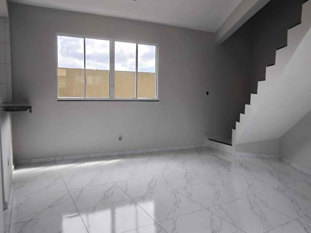 Casa em Petrópolis, Santa Luzia/MG de 78m² 2 quartos à venda por R$ 256.000,00