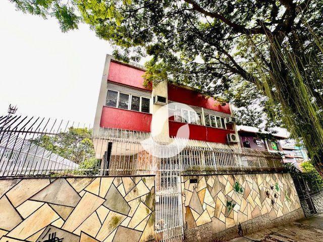 Casa em Pião, São Gonçalo/RJ de 320m² 5 quartos à venda por R$ 789.000,00