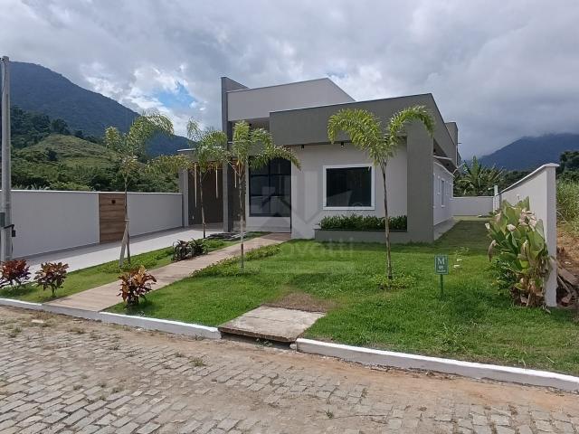 Casa em Pilar, Maricá/RJ de 442m² 3 quartos à venda por R$ 739.900,00