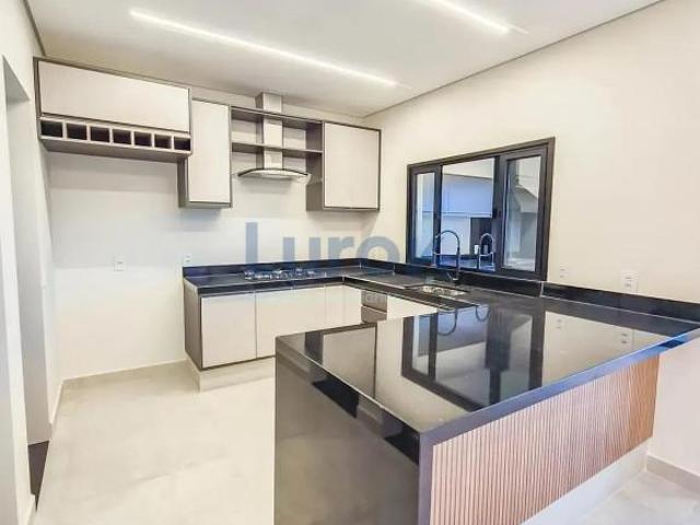 Casa em Pinheiro, Valinhos/SP de 225m² 3 quartos à venda por R$ 1.690.000,00