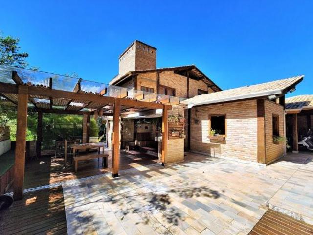 Casa em Pinheiros Tênis Village, Cotia/SP de 400m² 3 quartos à venda por R$ 1.590.000,00