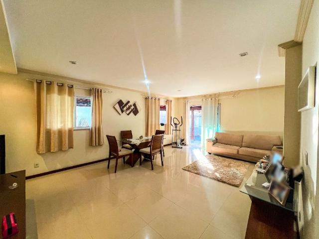Casa em Piratininga, Niterói/RJ de 160m² 3 quartos à venda por R$ 649.000,00