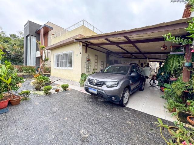 Casa em Piratininga, Niterói/RJ de 235m² 4 quartos à venda por R$ 819.900,00