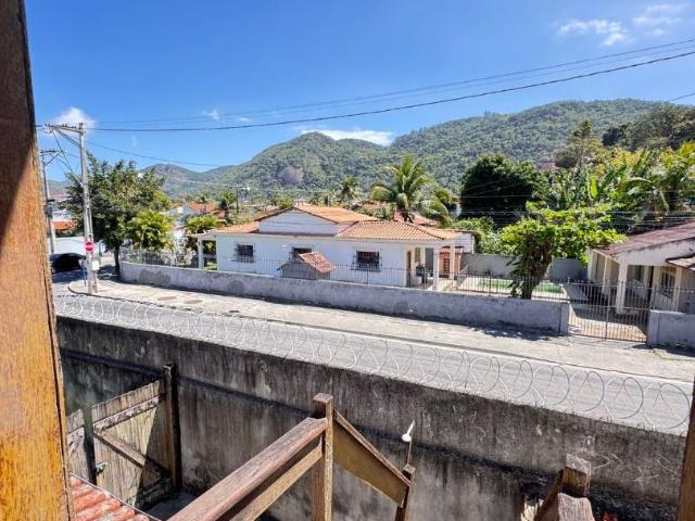 Casa em Piratininga, Niterói/RJ de 196m² 4 quartos à venda por R$ 949.900,00