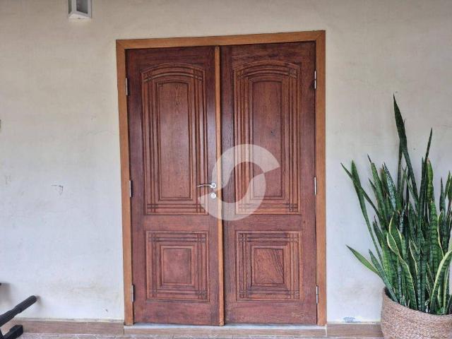 Casa em Piratininga, Niterói/RJ de 200m² 3 quartos à venda por R$ 889.900,00
