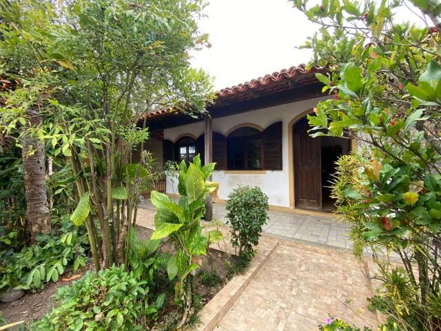 Casa em Piratininga, Niterói/RJ de 200m² 5 quartos à venda por R$ 779.000,00